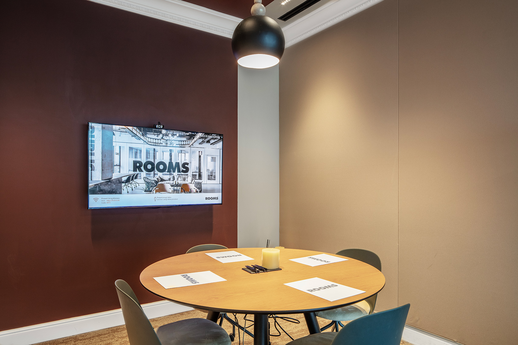 ROOMS Acro Ra’anana - Meeting room 106